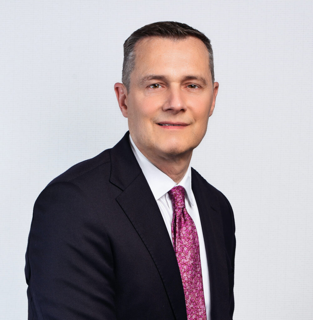 Roger Harris - Official Headshot - Amtrak Media