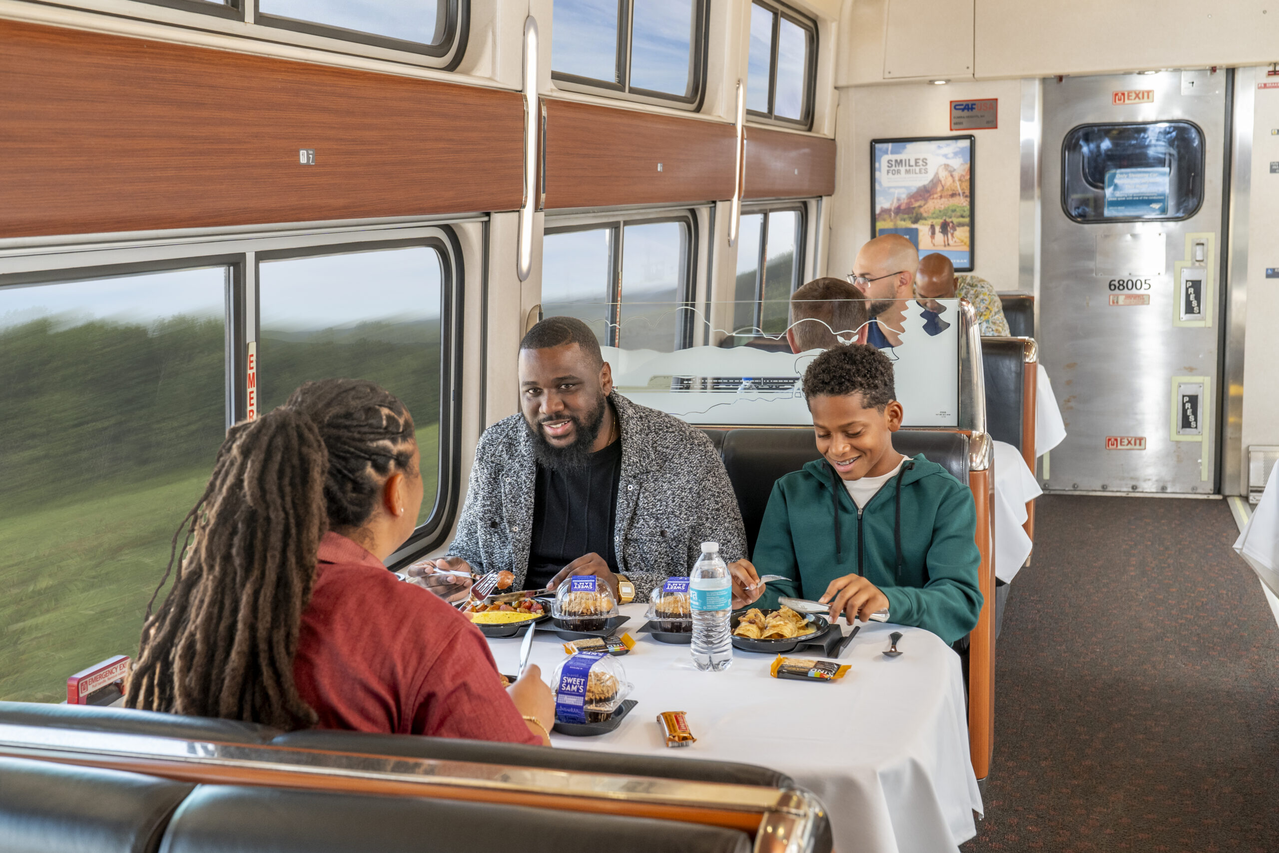 Amtrak Adds New Flex Dining Menu Options - Amtrak Media